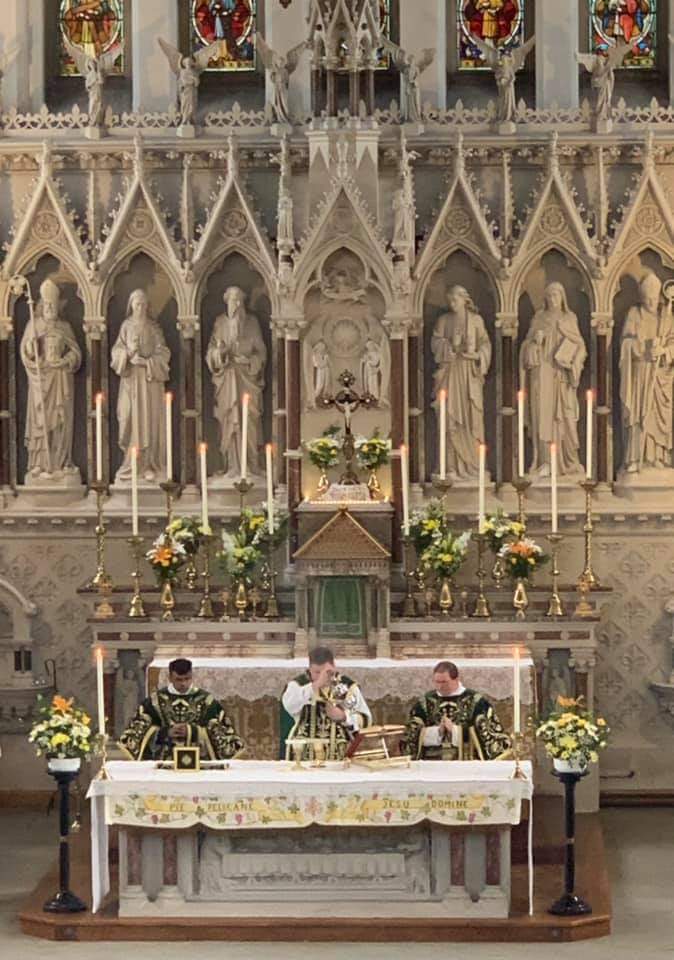 Jithu James and myself as Deacons for Fr Stuart Chapple first Mass on ...